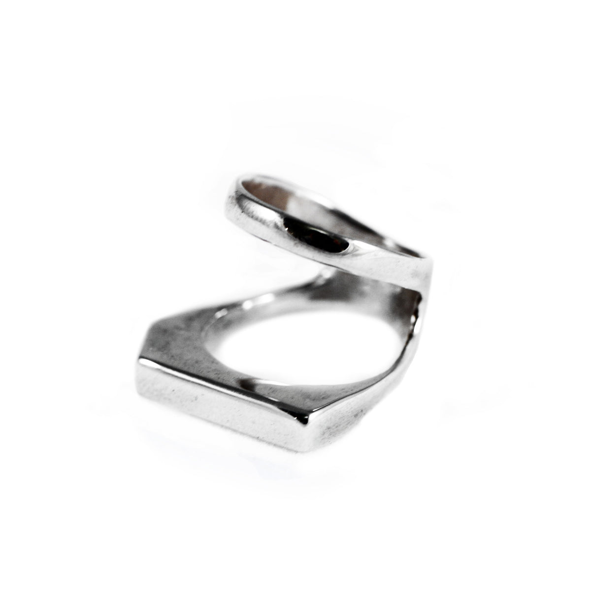 LINEAR KNUCKLE RING – ALIBI NYC